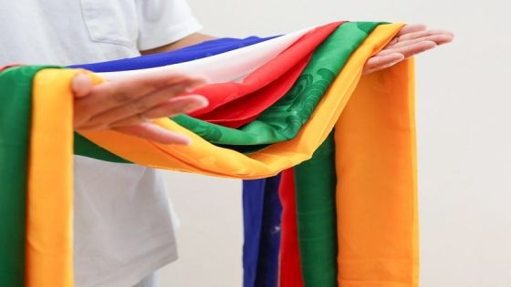 What Is a Khata? Tibetan Scarf Meaning & Uses - China Dragon Travel