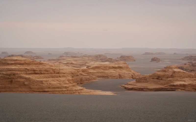 Hexi Corridor Silk Road Tour: Lanzhou to Dunhuang 9-Day In-Depth ...