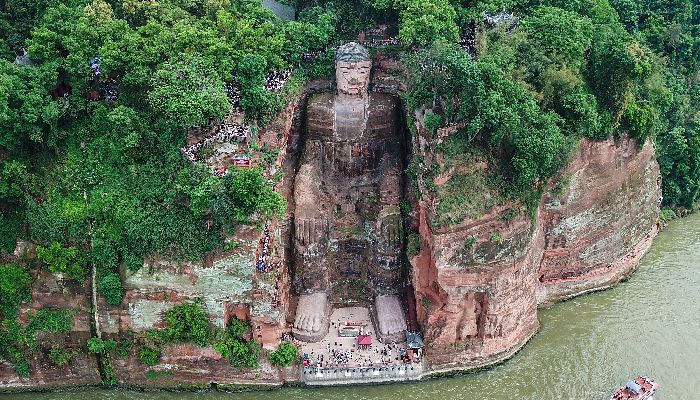 Leshan Giant Buddha Travel Guide: Ticket Prices, Transport and Money ...